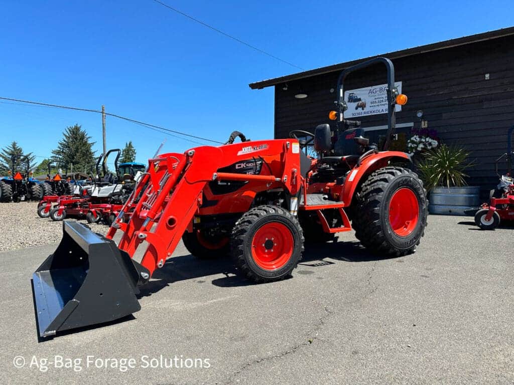 KIOTI CK3520SE HST Tractor with KL4030 Loader | Ag-Bag Forage Solutions
